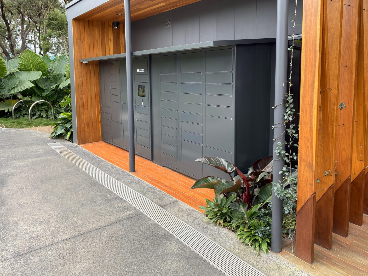 Outdoor Parcel Lockers - A New Weather-Resistant Option - My Parcel Locker